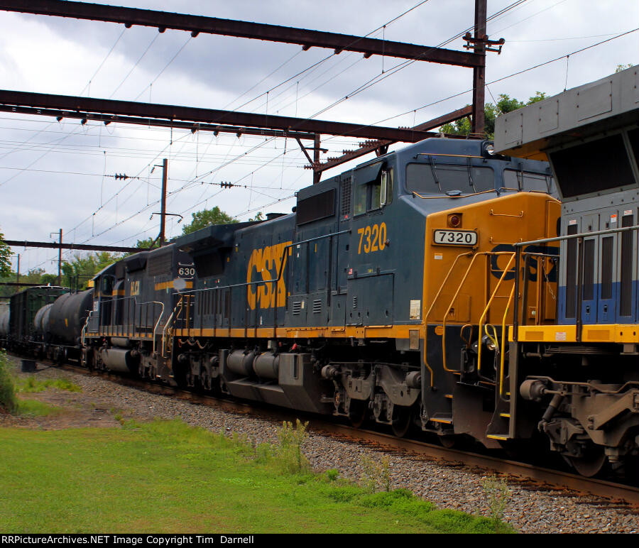CSX 7320 second on Q410